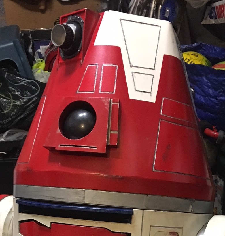 James' R5-D4: R4-D4 - Dome build made out of wood