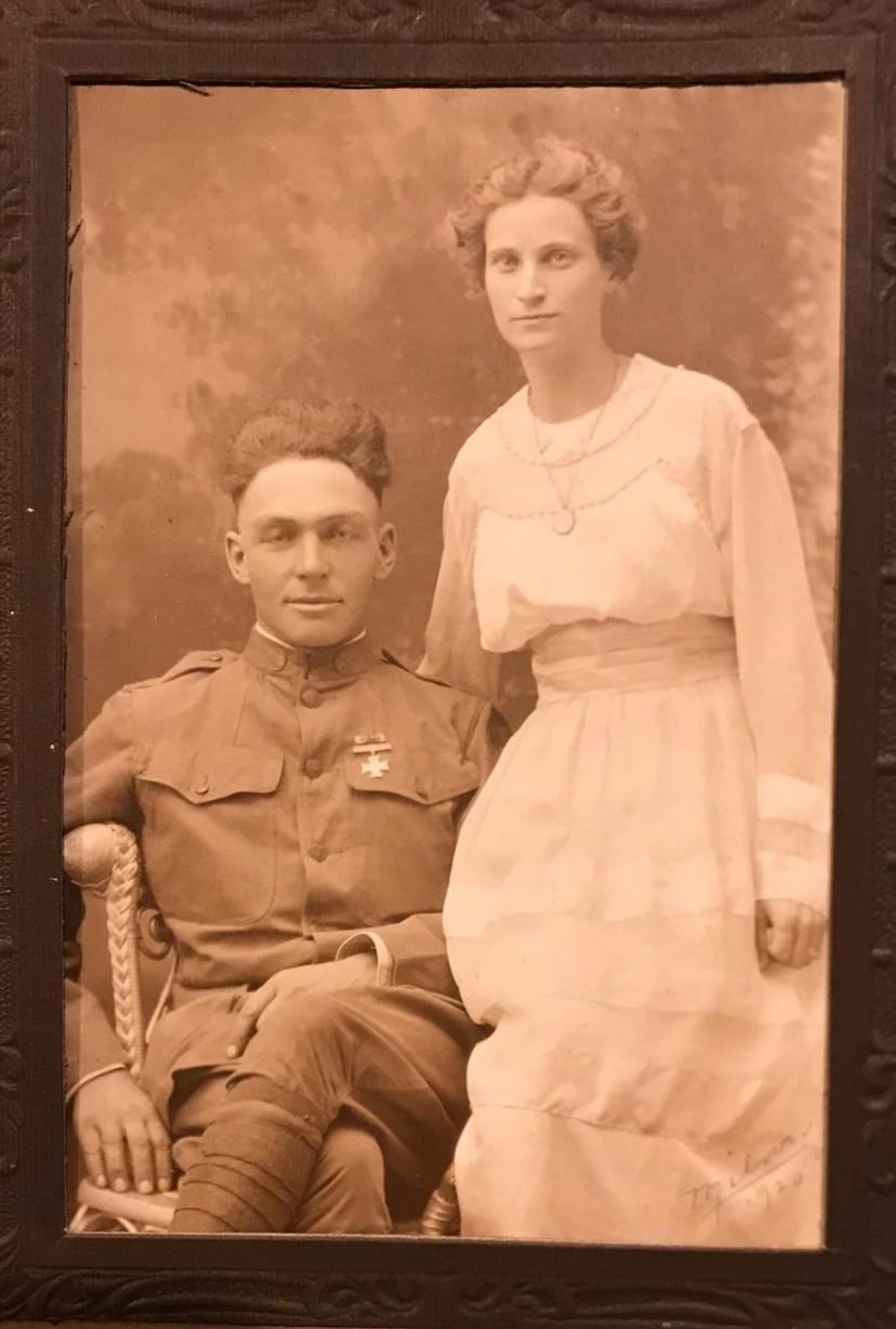 OLD PHOTOS Awaiting Research: Laudenbeck (or Lauderbeck), Edward & Dora