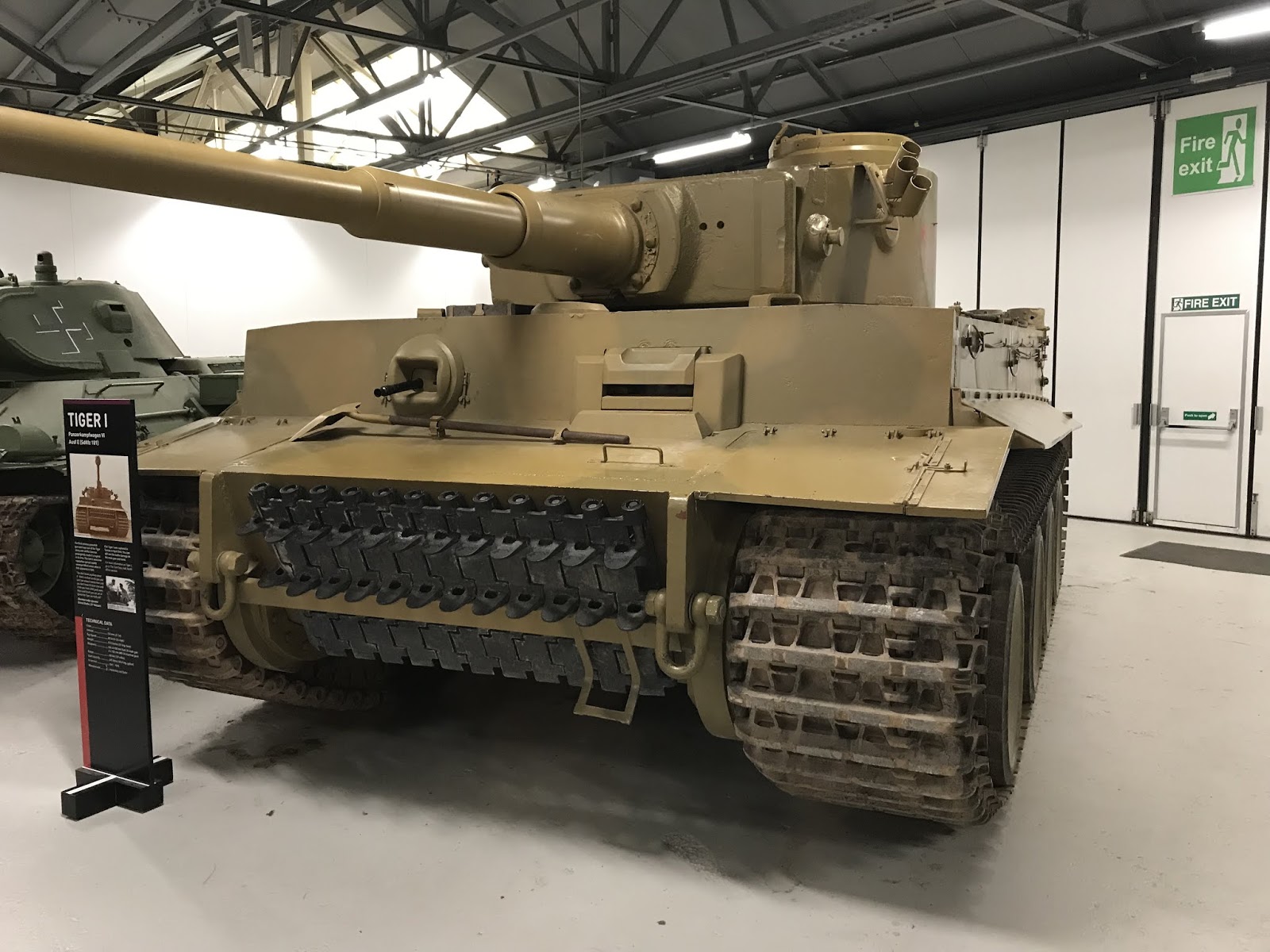 BATTLEMODELS: Tiger 131 Walkaround