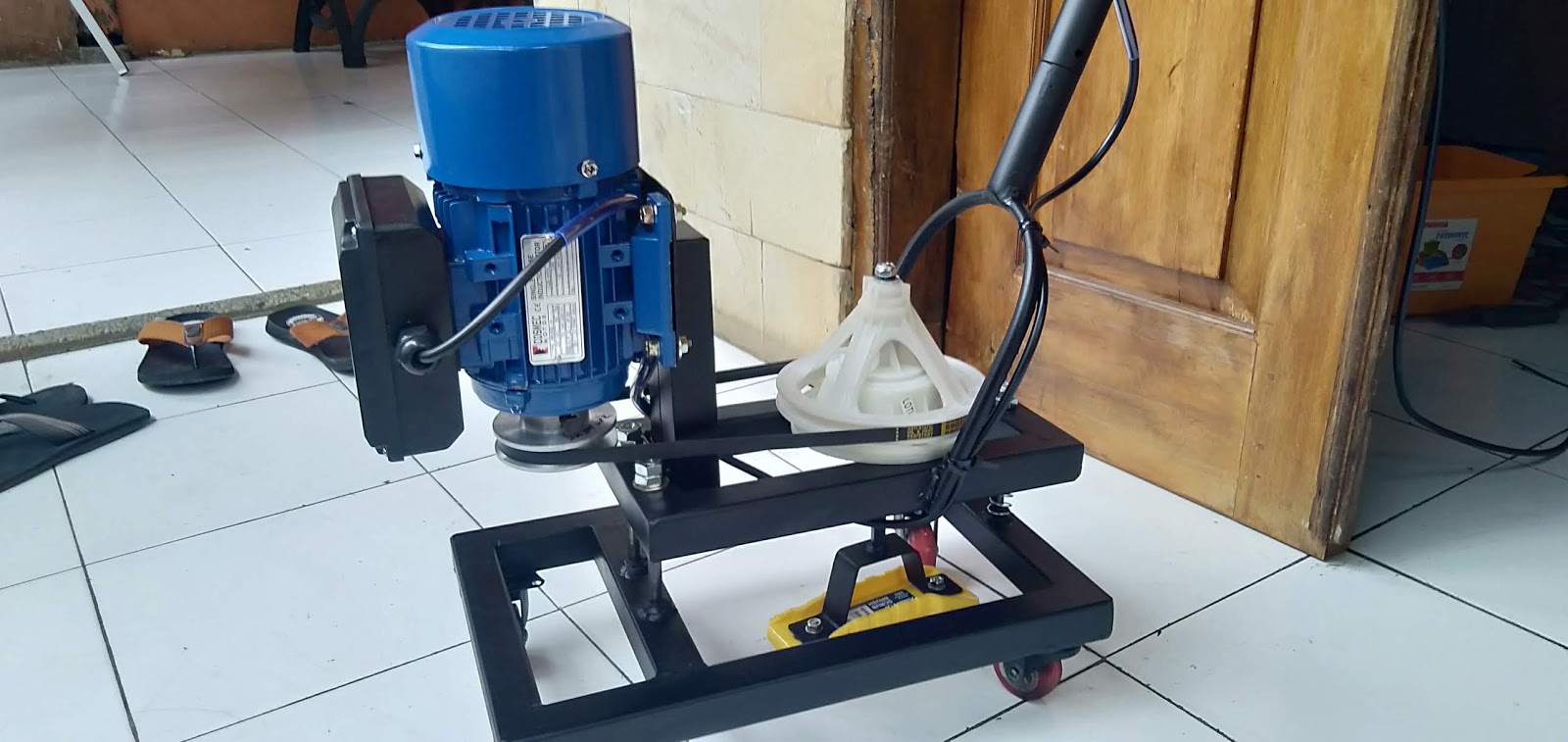 Perlengkapan Alat Cuci Karpet Paling Minimal untuk Jasa Laundry Karpet ...