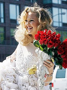 publicfigure: kate hudson wedding pictures