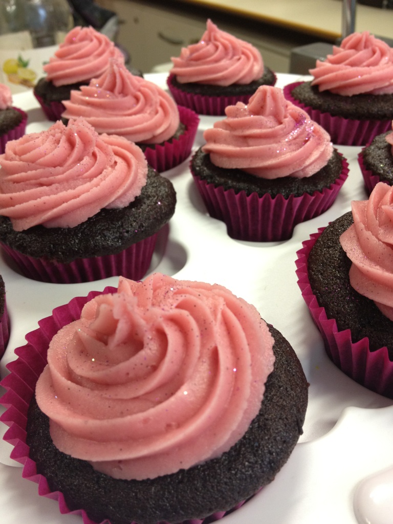 Cooking with Carina: Engagement cupcakes