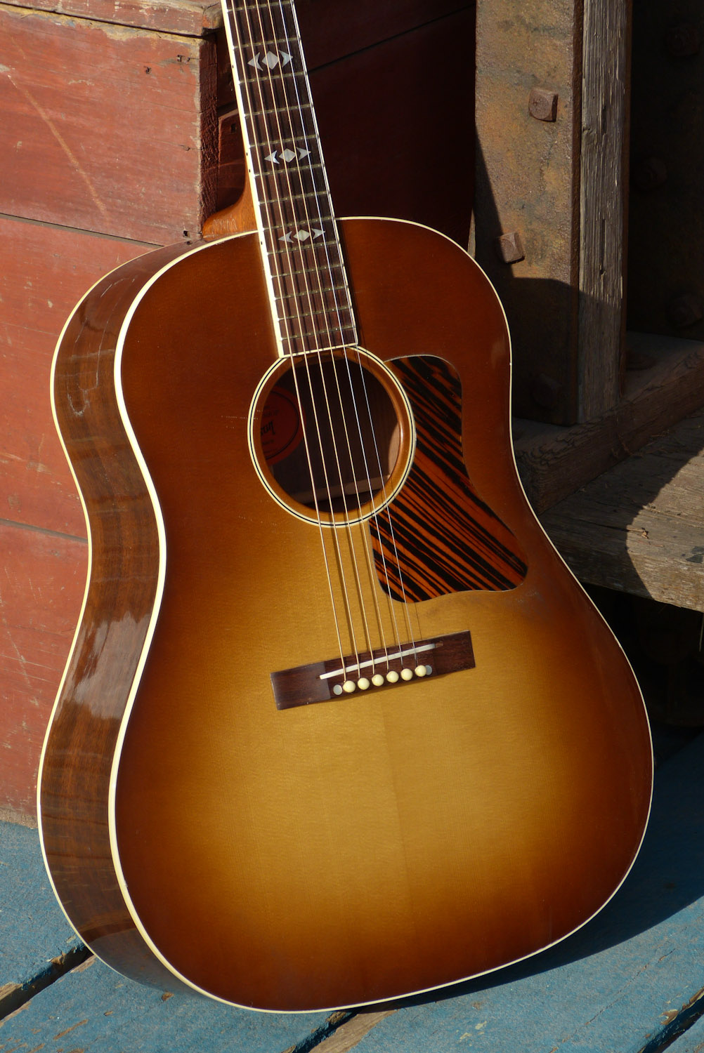 2008 Gibson Advanced Jumbo "Gold" Slope-Dread Guitar