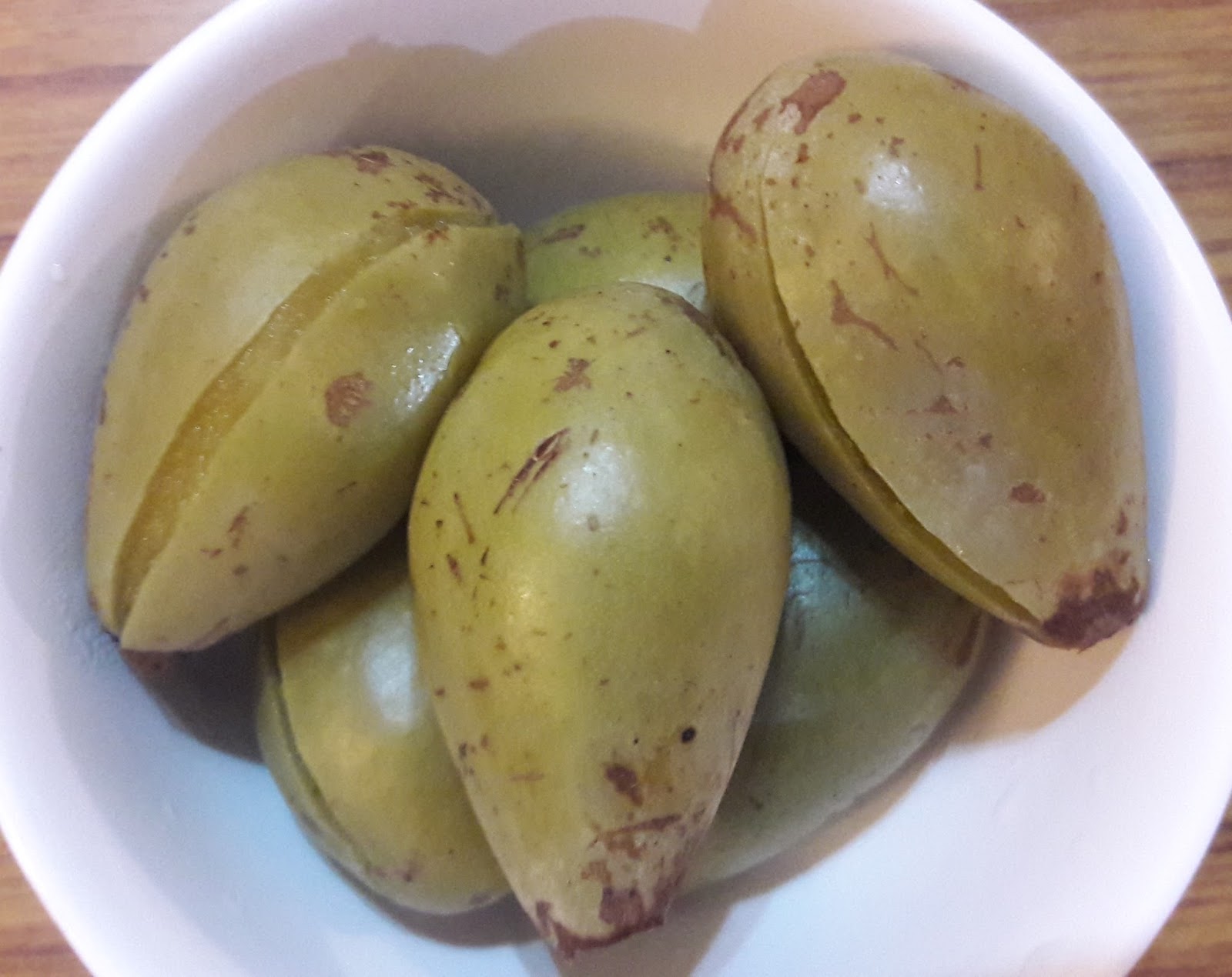 Amate kayi tambuli / Indian Hog Plum Tambuli