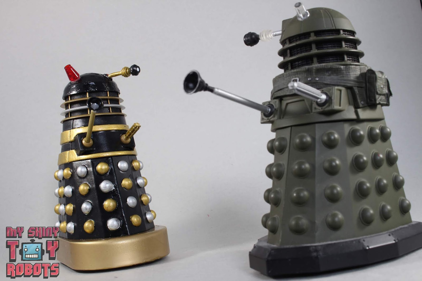 My Shiny Toy Robots: Custom Figure: Dr. Who & the Daleks (Movie) Black ...