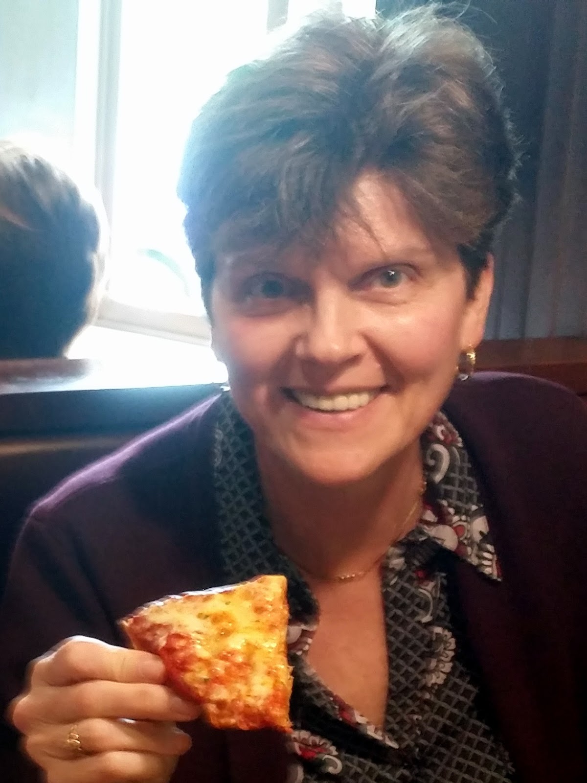 Pizza Quixote: Review: Uno Pizzeria and Grill - Flatbread Pizza