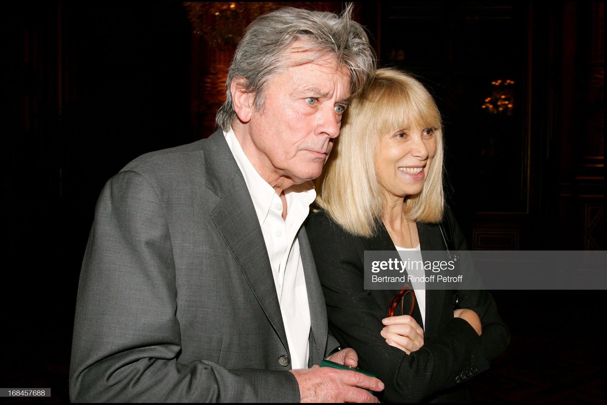 ALAIN DELON: PREMIOS Y DISTINCIONES A ALAIN DELON.