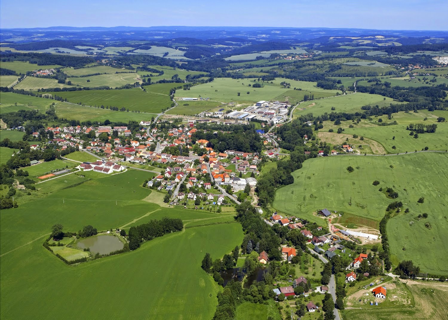 Atelier Stempel & Beneš: Vesnice text 01