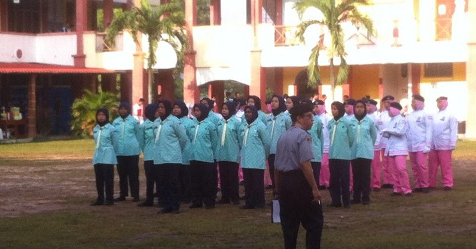 Cerita Kami...: Pertandingan Kawad Kaki Peringkat Sekolah di SMKDC Nilai