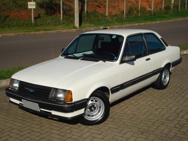 Carros Antigos 22: CHEVROLET CHEVETTE 1983