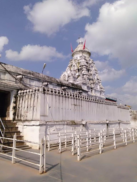 Hindu Temples of India: Rajiv Lochan Temple, Rajim – The Temple