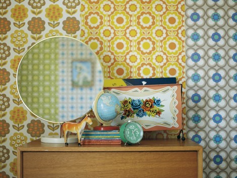 Beehive Art Salon: DIY with Vintage Wallpaper