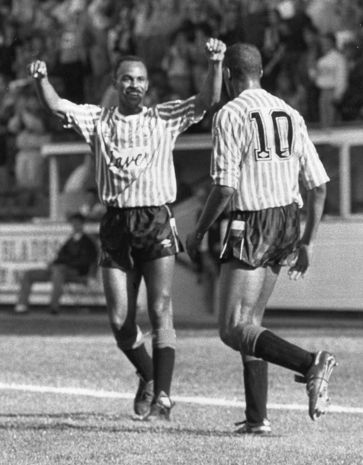 A UNITED VIEW ON FOOTBALL: Interview with Tony Agana - Part 2 (Bramall ...