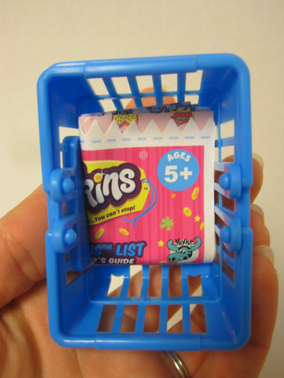 Never Grow Up: A Mom's Guide to Dolls and More: Shopkins Review