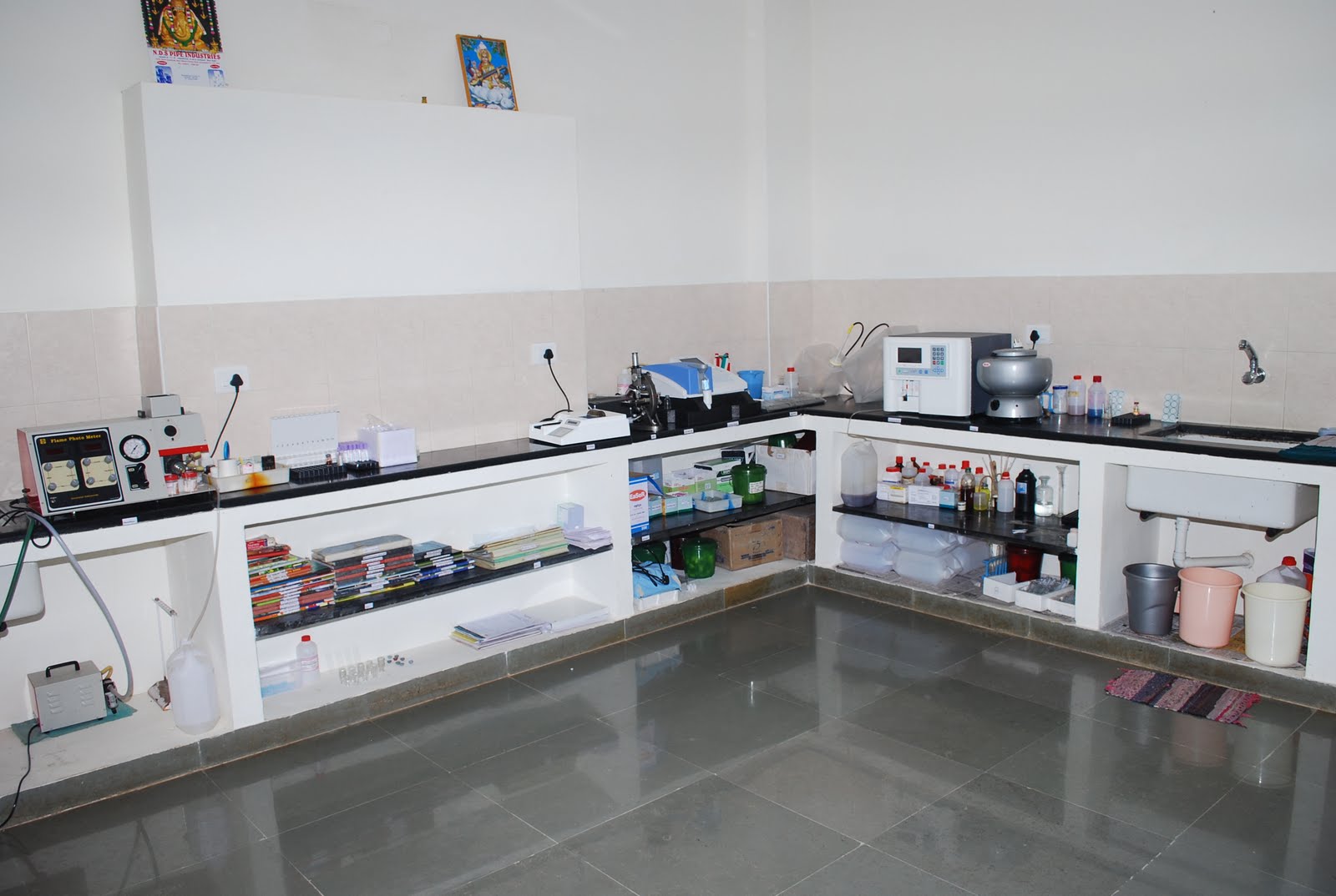 SIVAHOSPITAL: SIVA HOSPITAL