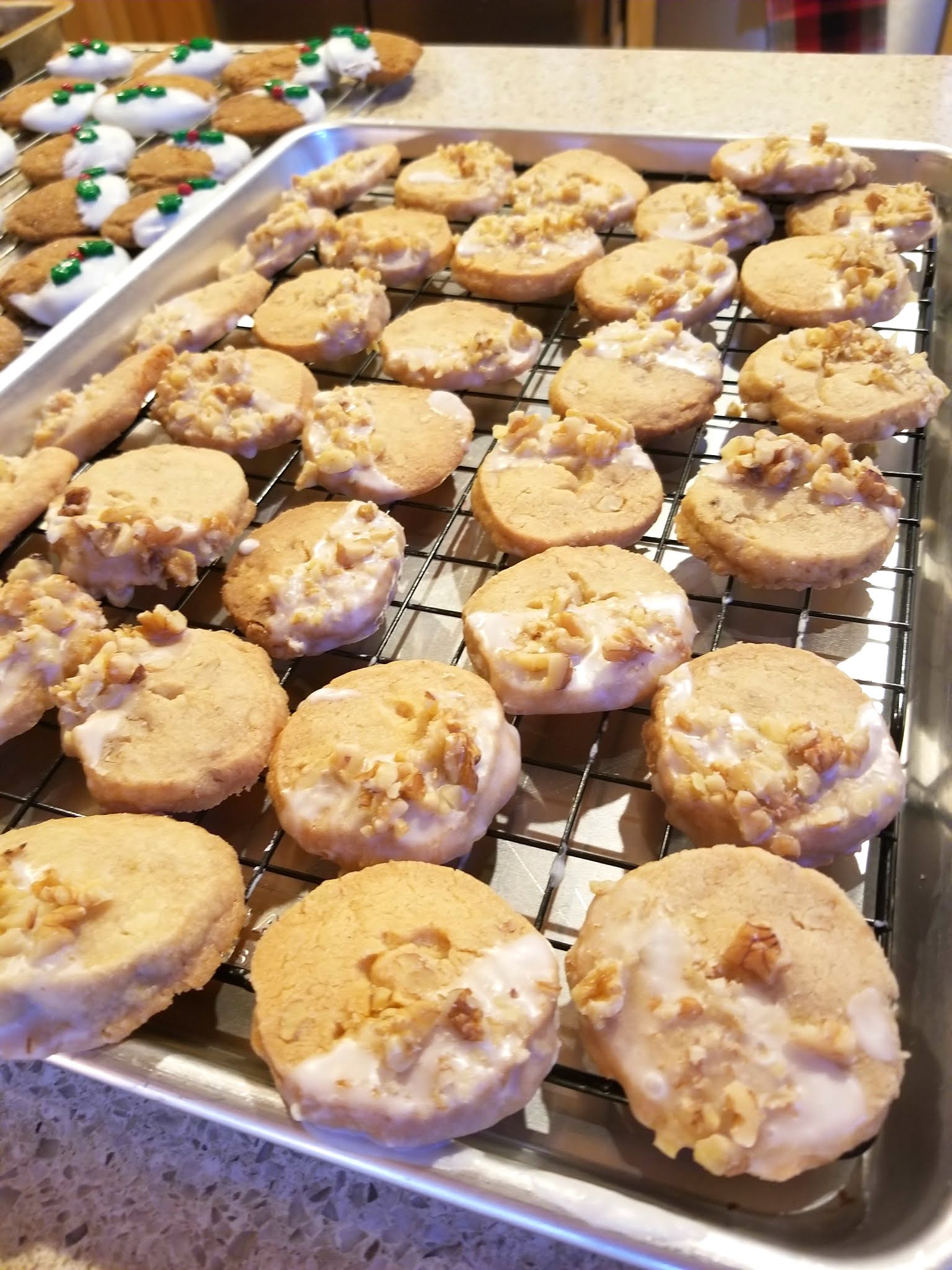 cookin' up north: Maple Nut Shortbread Cookies