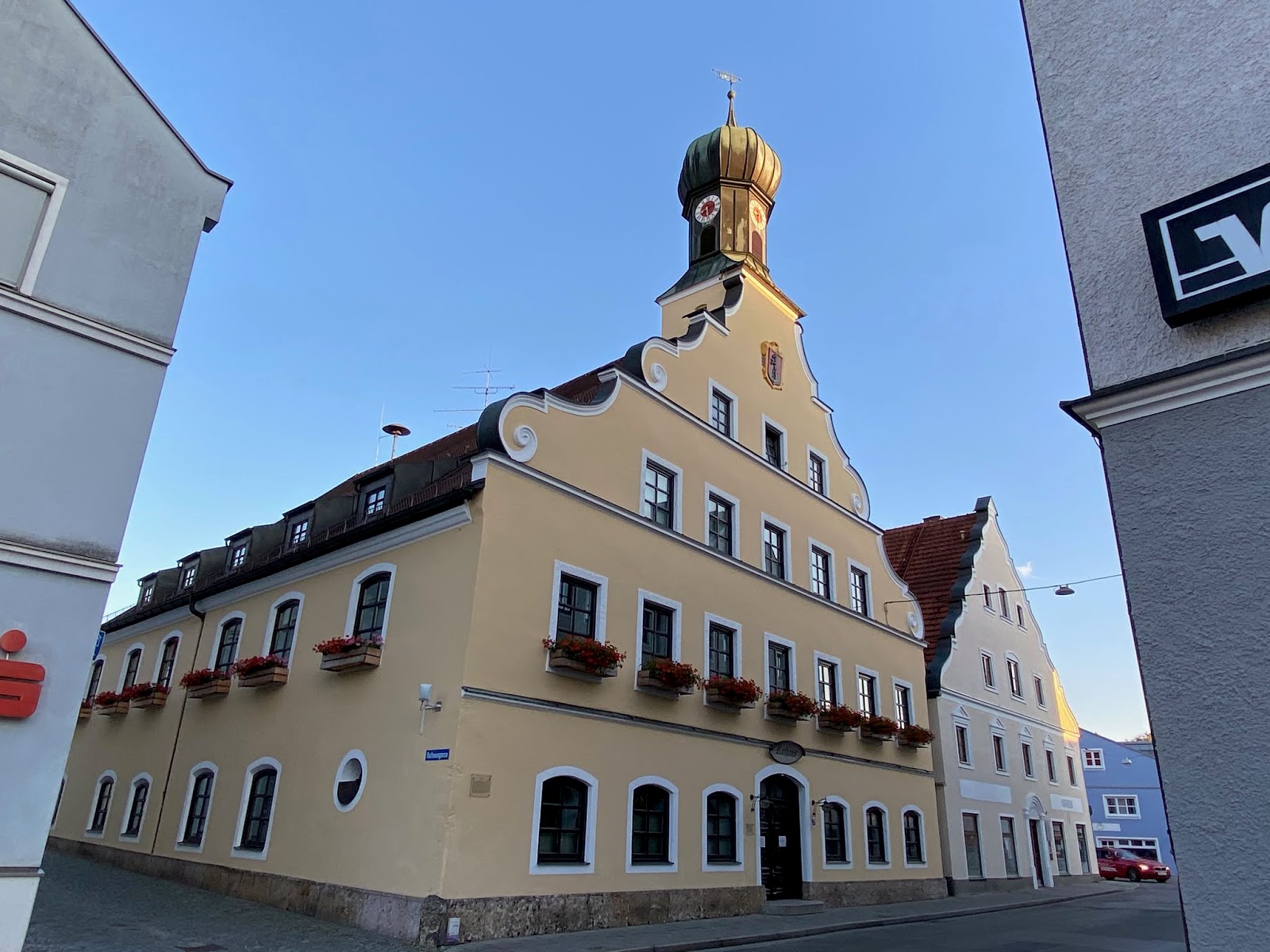 Travel Expeditions to Countries of the Planet Earth: Germany - Grafing