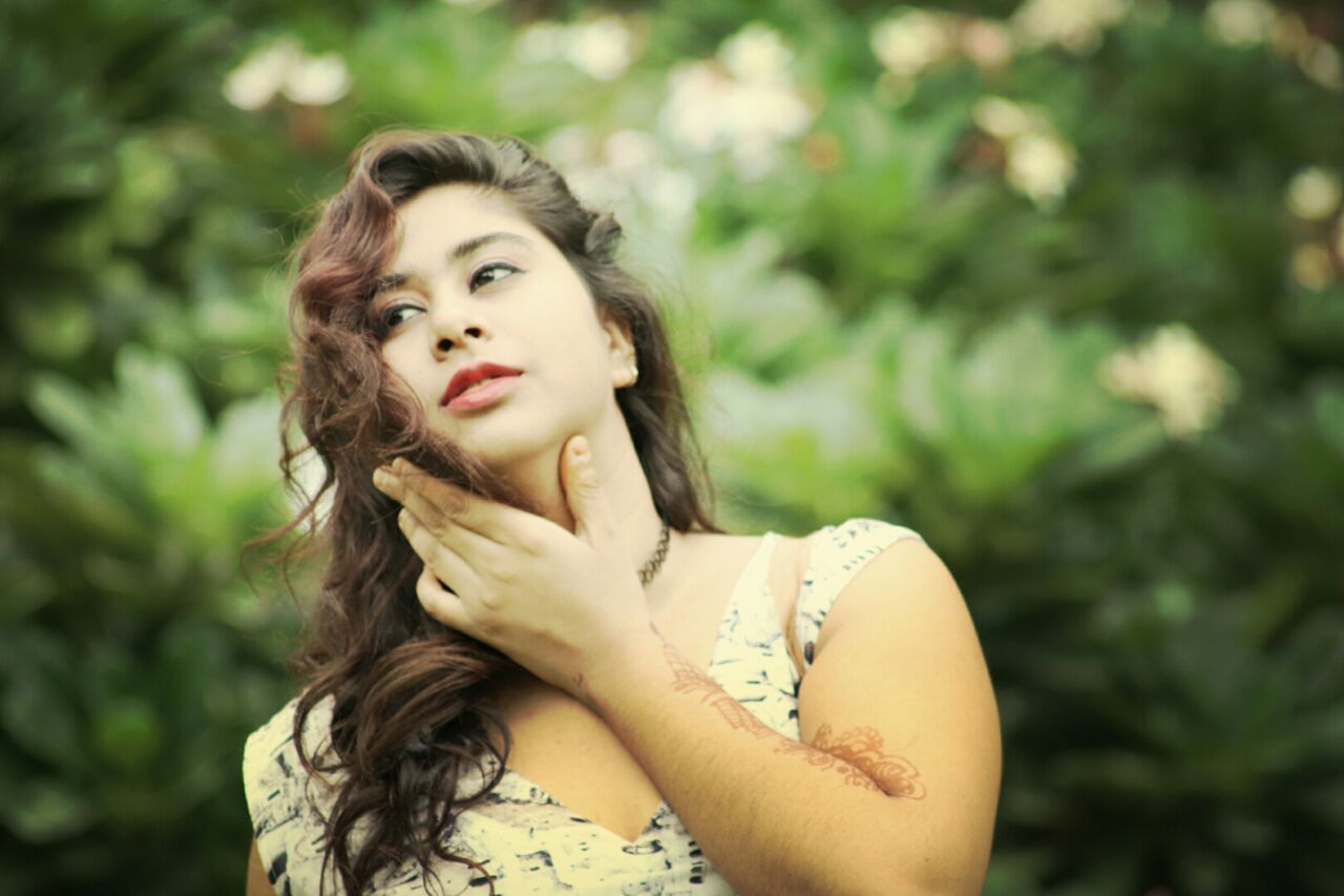 Sahithi Beautiful Photoshoot Pics - Latest Movie Updates, Movie ...