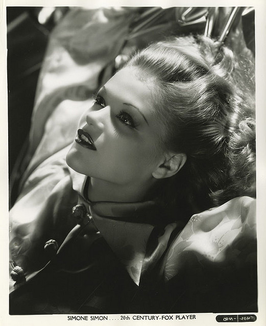 Dazzling Divas: Simone Simon