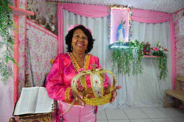 A PRÁTICA DE CURA PELA FÉ: AS BENZEDEIRAS, TÊM JÁ SEU OFÍCIO LEGALIZADO ...