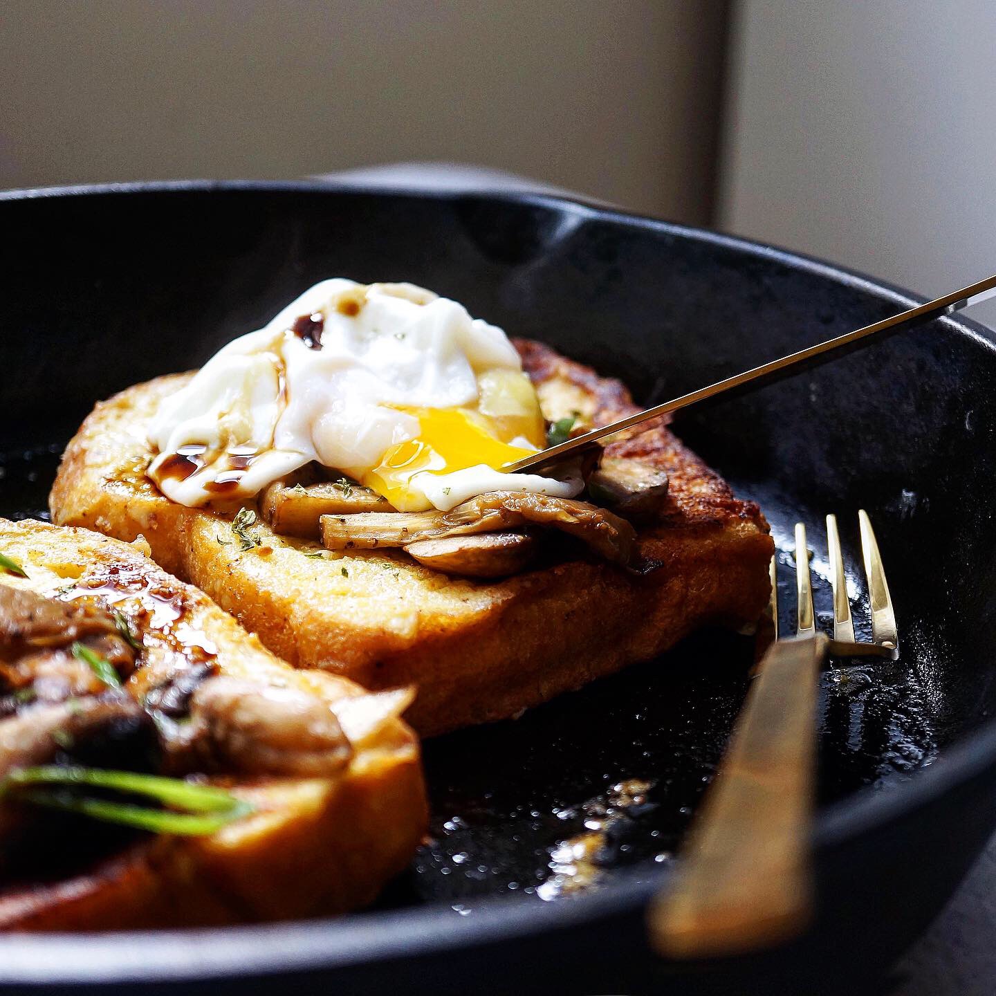 Miss Hangrypants: Parmesan French Toast with Garlic Balsamic Mushrooms