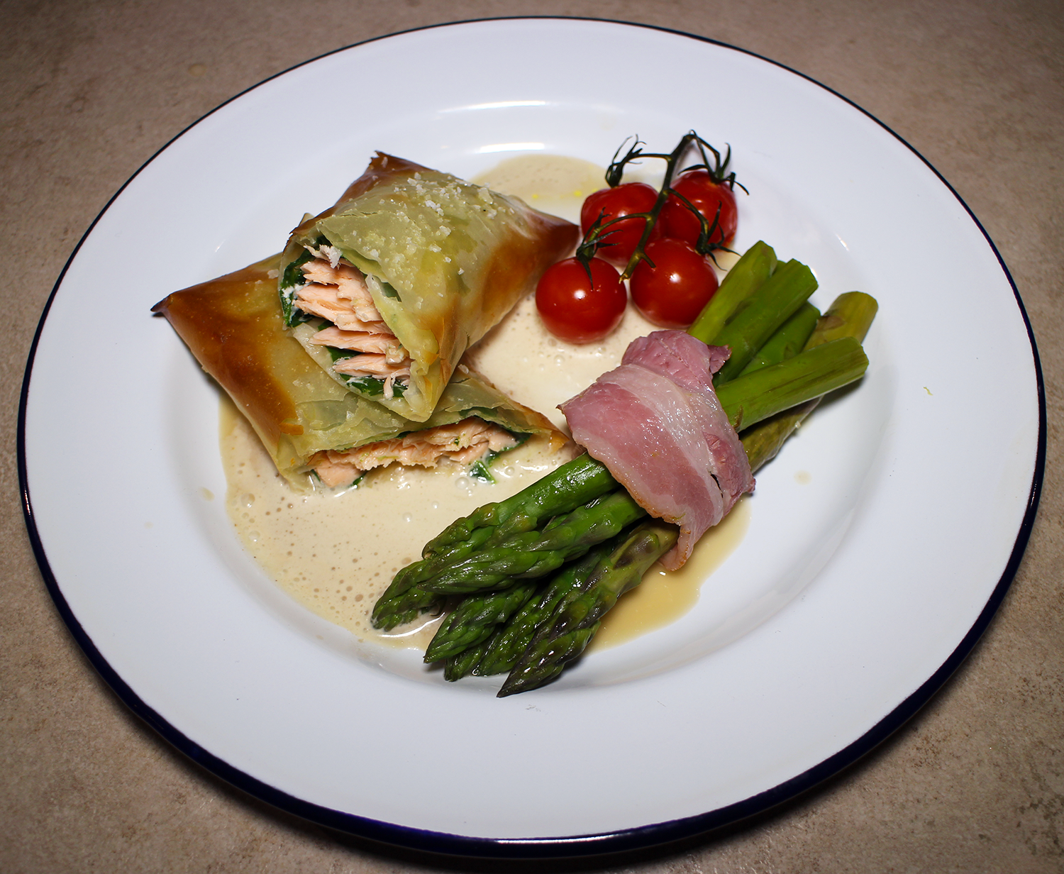 In My Caravan Kitchen: Filo Wrapped Salmon and Spinach in a Creamed ...