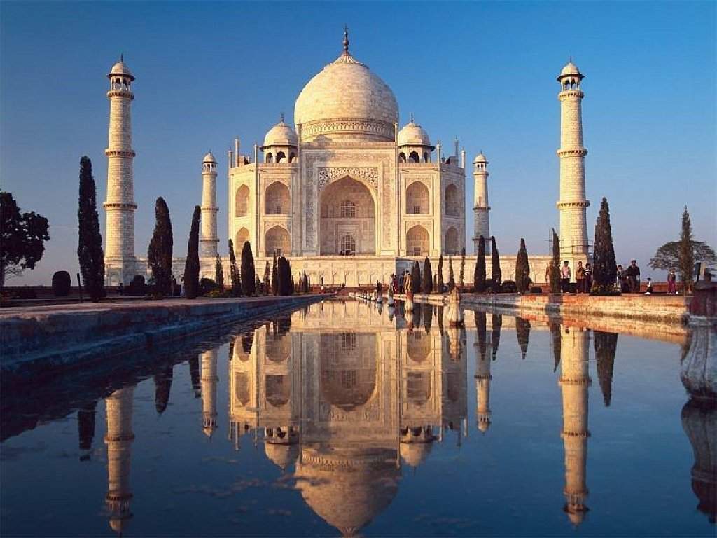 Exceptional: Taj Mahal - Traditional Persian Architect
