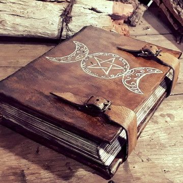 Como Criar o Seu Grimório