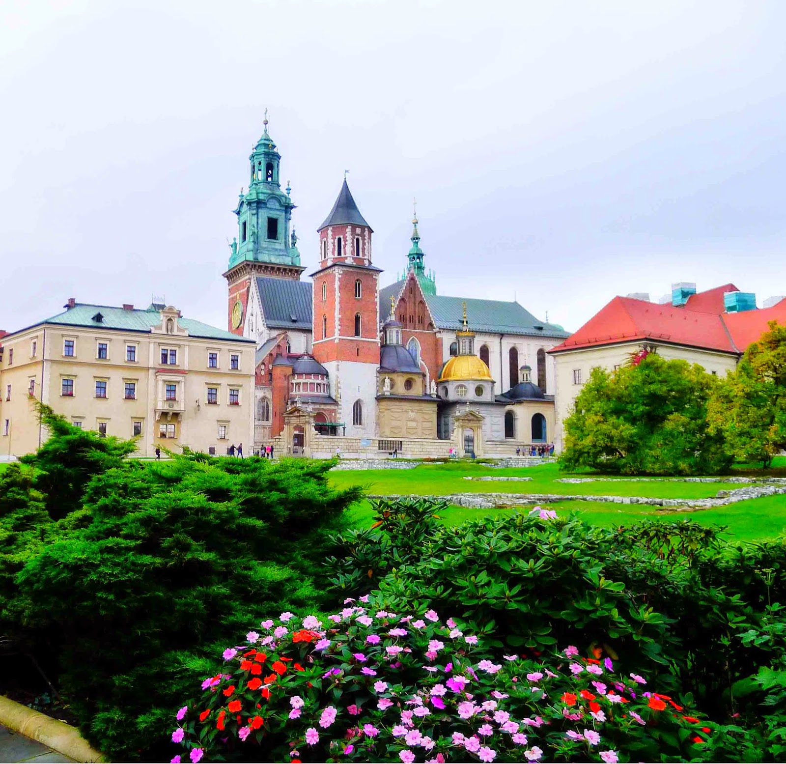 Wawel Hill - Castle, Cathedral, and Crypt of the Polish Kings