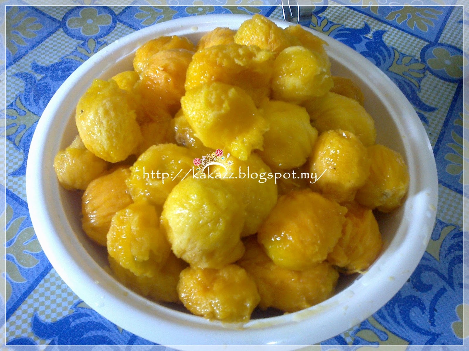 cik azz: Jem mangga telur buatan sendiri...