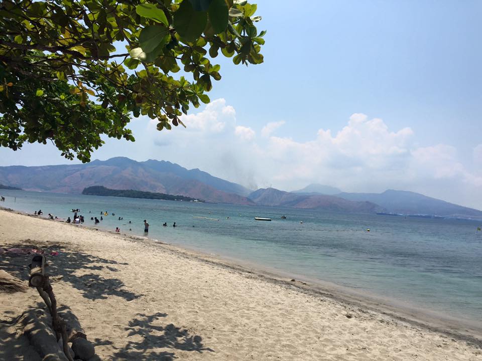 Camayan Beach Resort ~ Viva Manilena