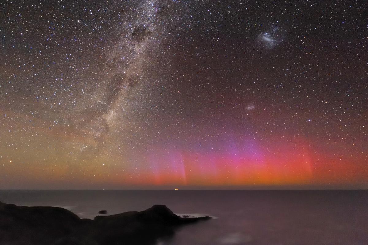 Red and Purple Aurora over Southern Coast of Australia | Earth Blog