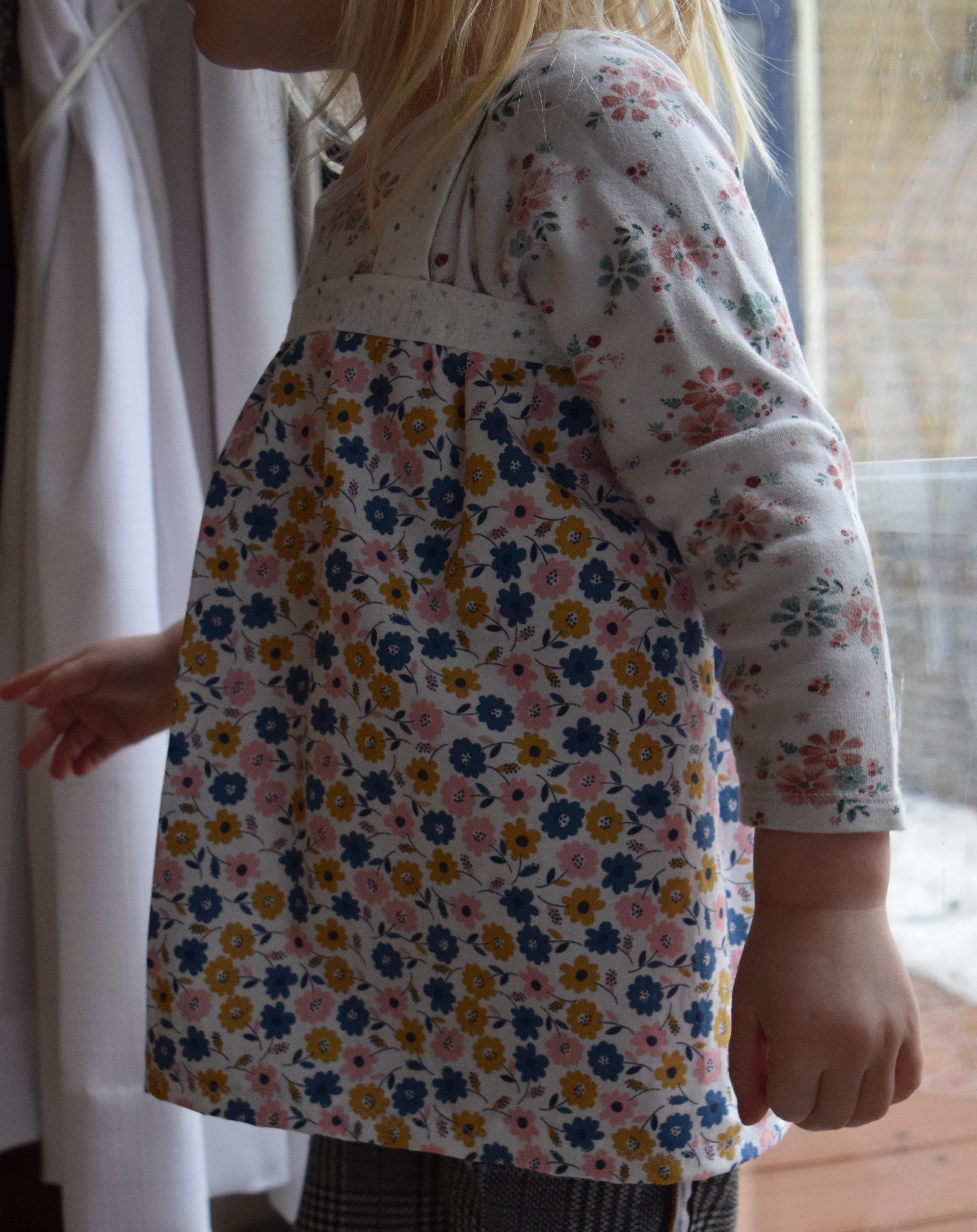 Pattern review: Violet Field Threads: Ruthie dress