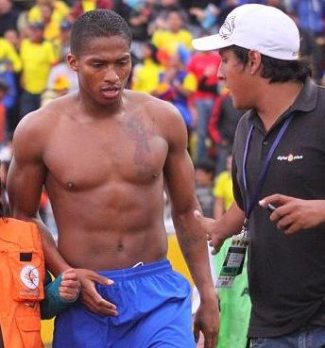 Most Muscular Soccer Players (with shirtless pictures 😉😉😉)