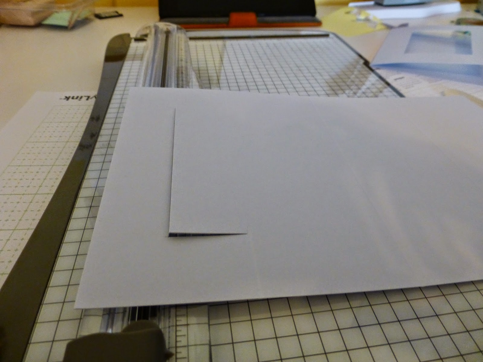 The Yellow Craft Room: Lever Card Tutorial