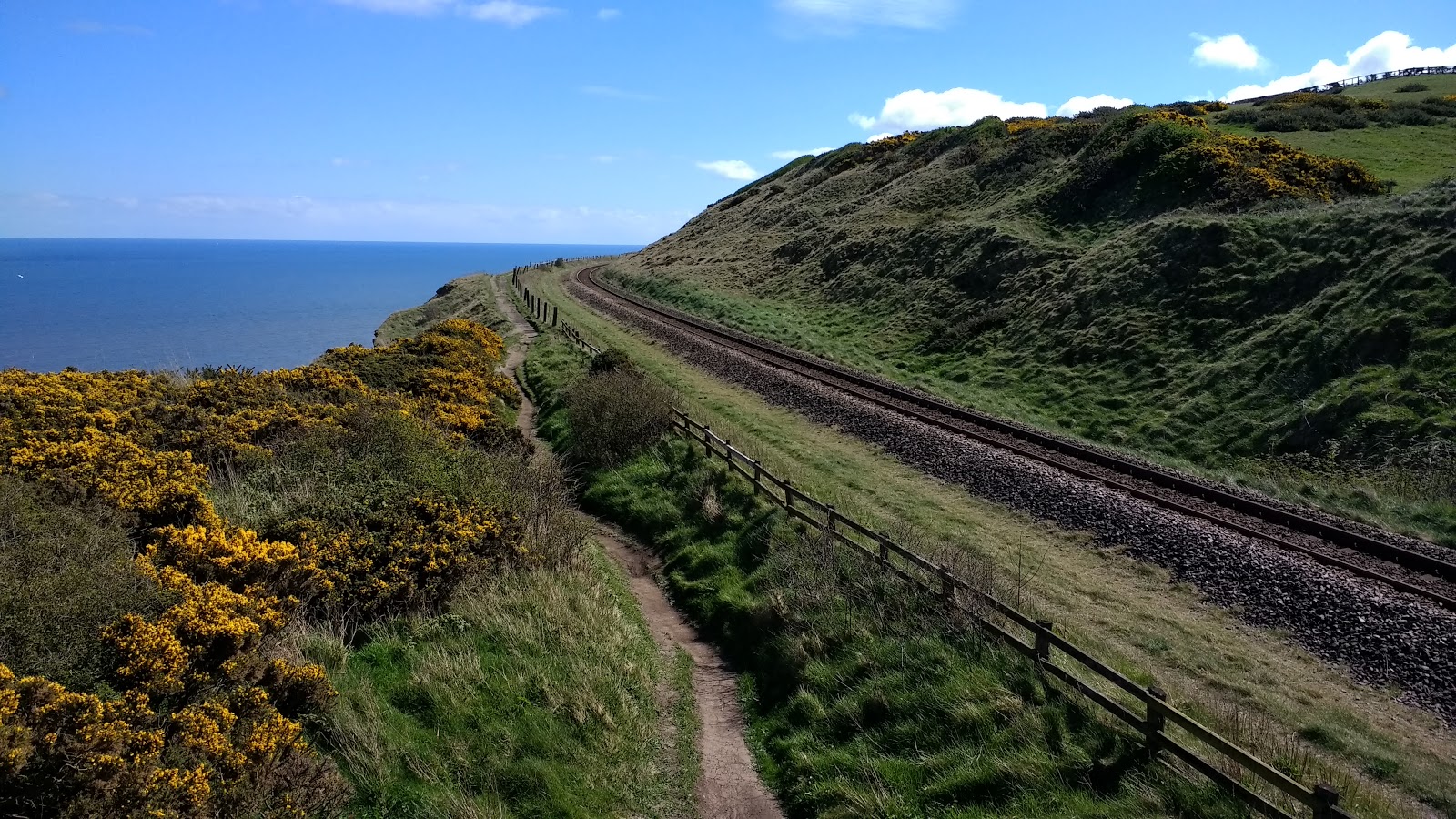 Poore Man Walking: Cleveland Way : Saltburn to Staithes