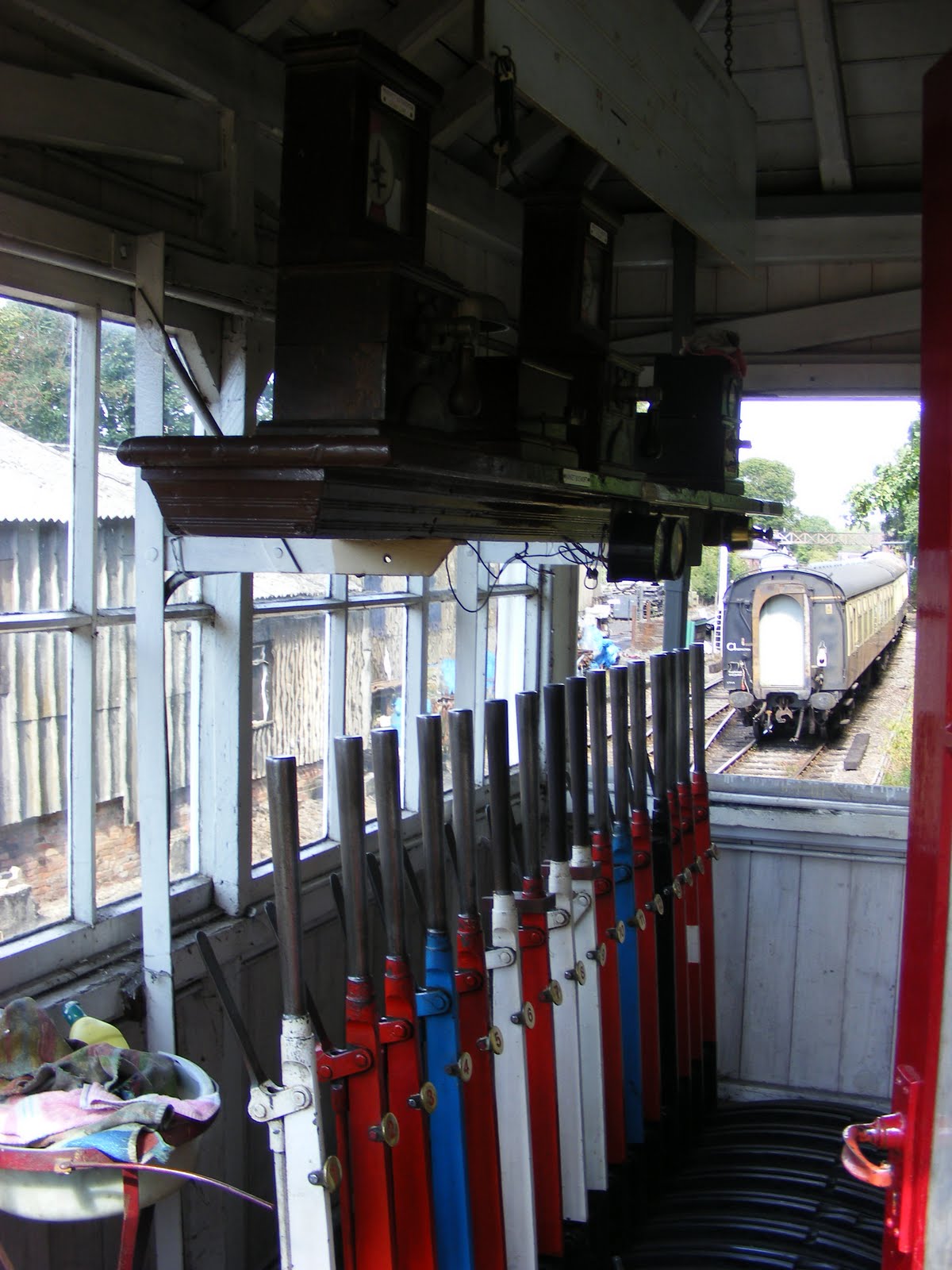 Sam's World: Signalling at Shackerstone...