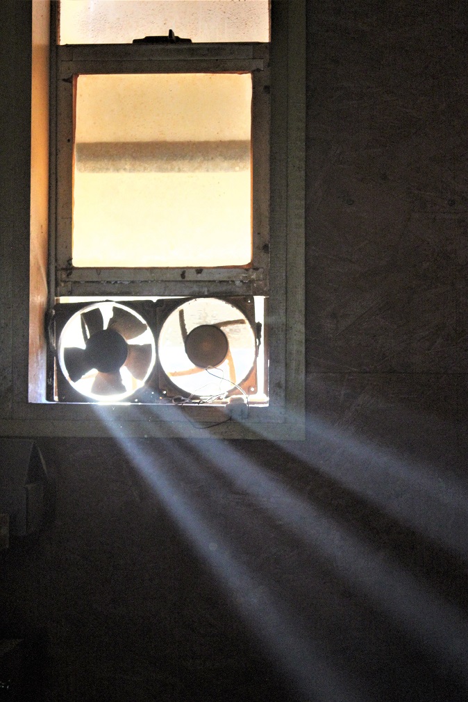 The Field Lab: vent light...