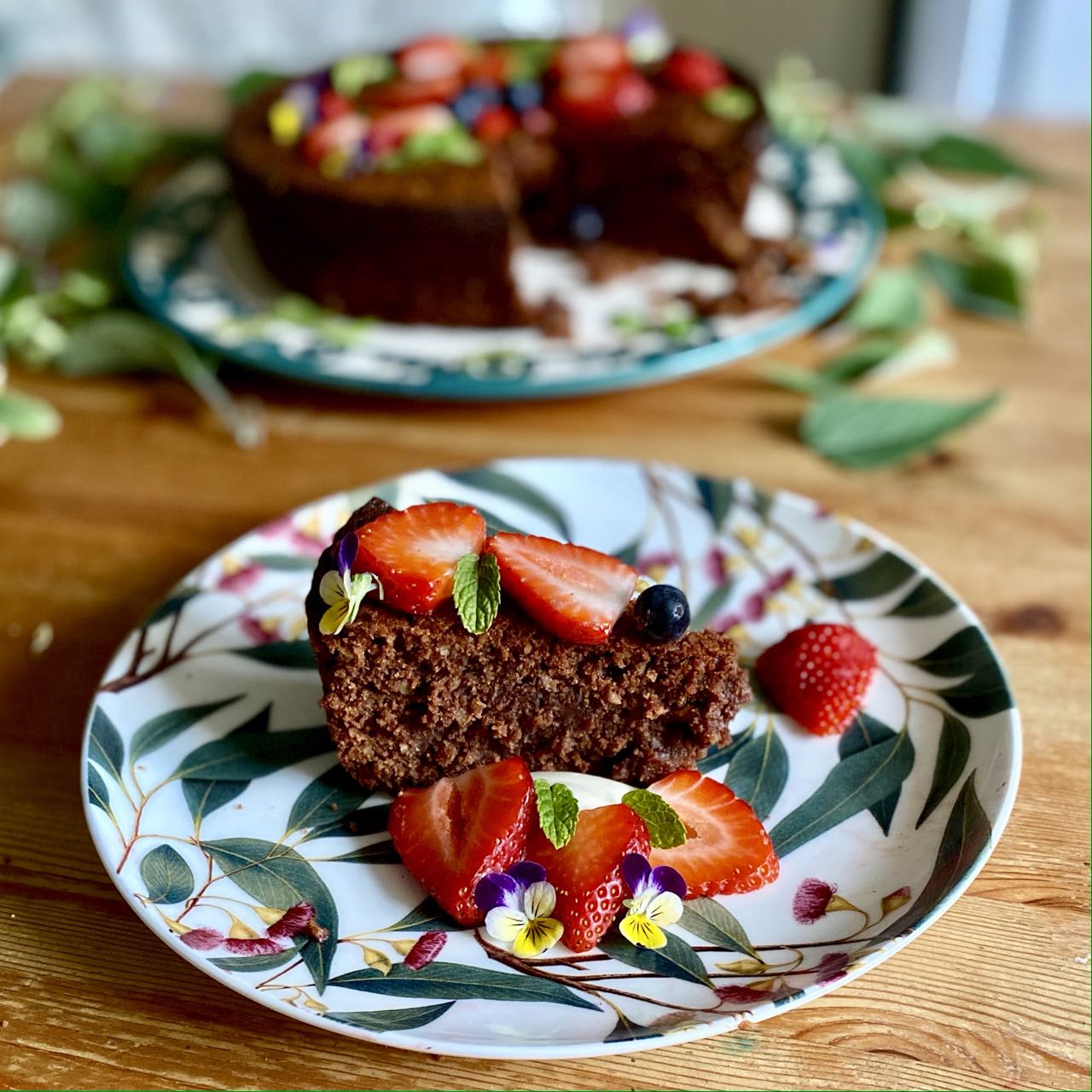 Green Gourmet Giraffe: Good cake, Bad cake