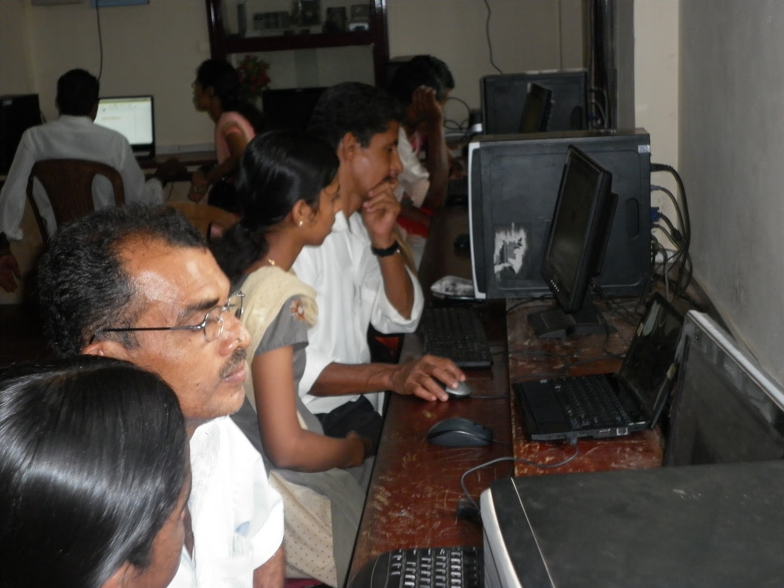 G.H.S.S. ADOOR: PHOTO