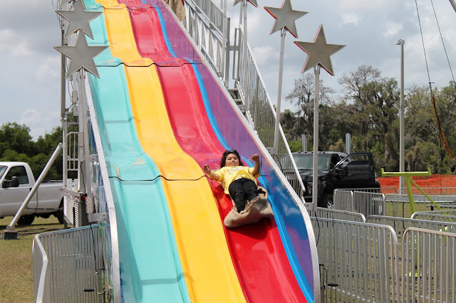 Daddy Waddy Weeviews: Riding The Giant Slide At Spring Jubilee