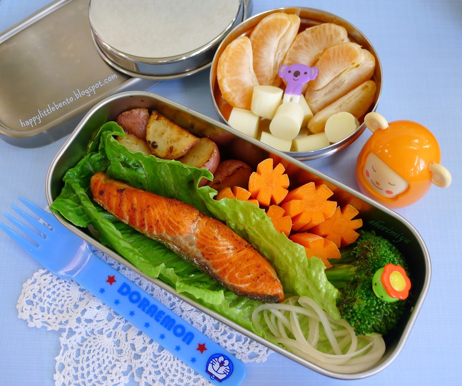 Happy Little Bento: Salmon Lettuce Wrap Bento