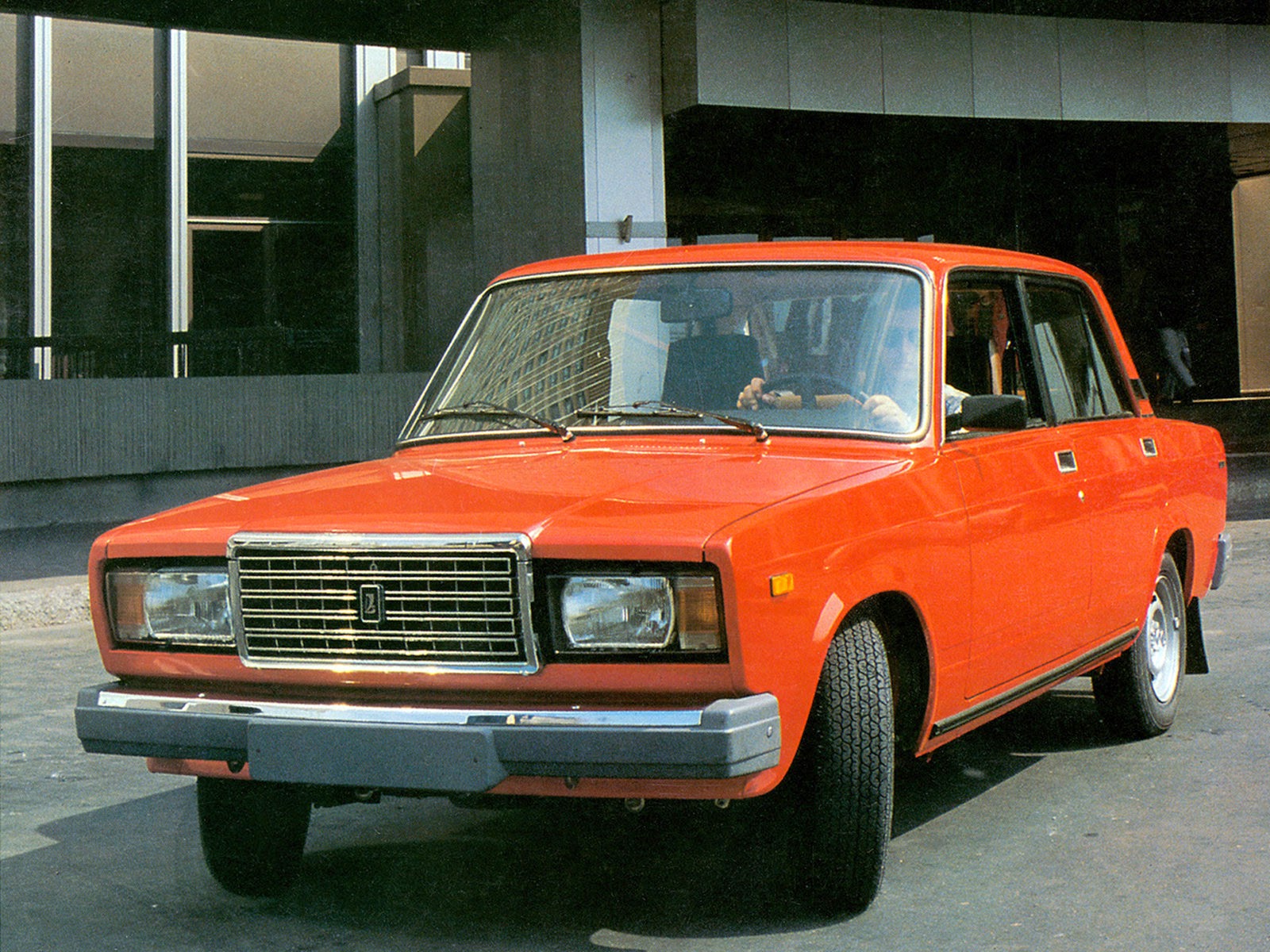 VreMax: Lada 2107