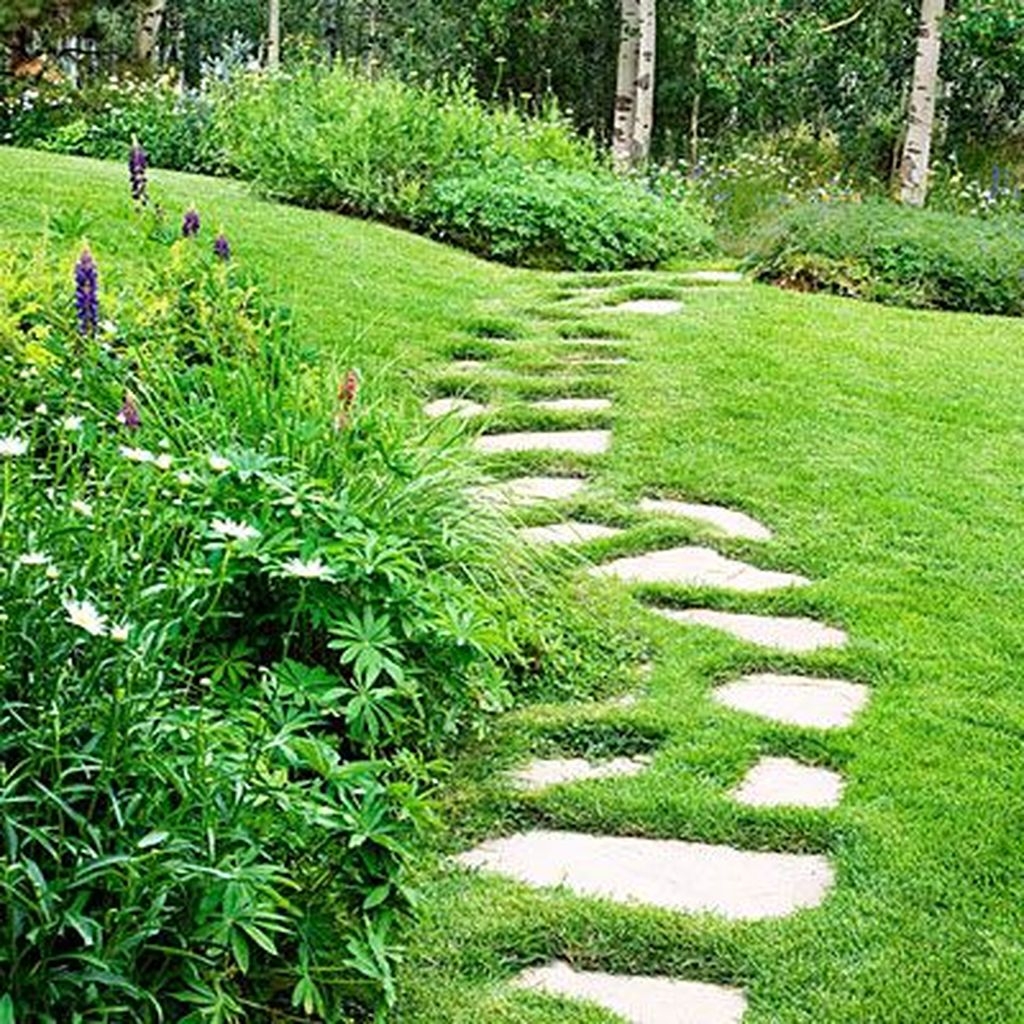 35 Inspiring Stepping Stone Pathway Decor Ideas For Your Garden