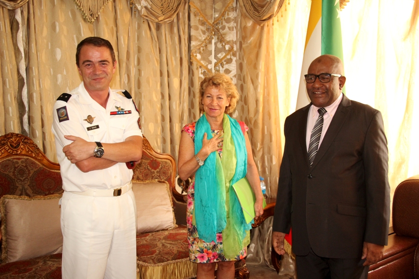 Le Commandant des Forces Armées de la Zone de l’Océan Indien (FAZOI) a ...