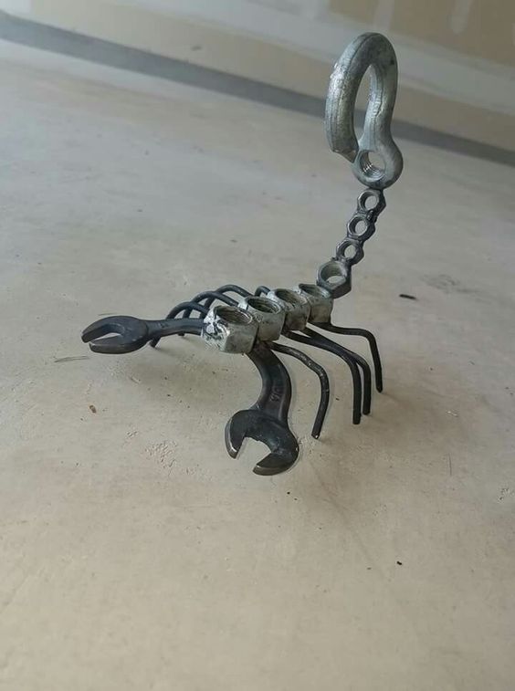 De Todo, Un Poco .: Arte de metal reciclado