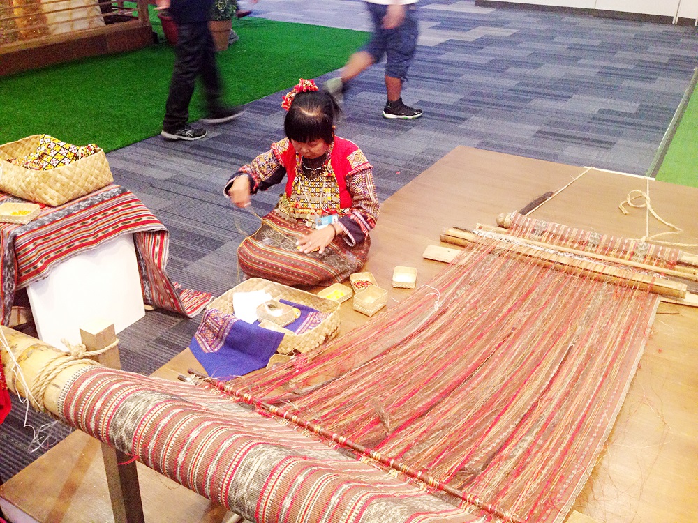 Philippine Travels: Beauty and Wonderful Culture of Davao Region - For ...