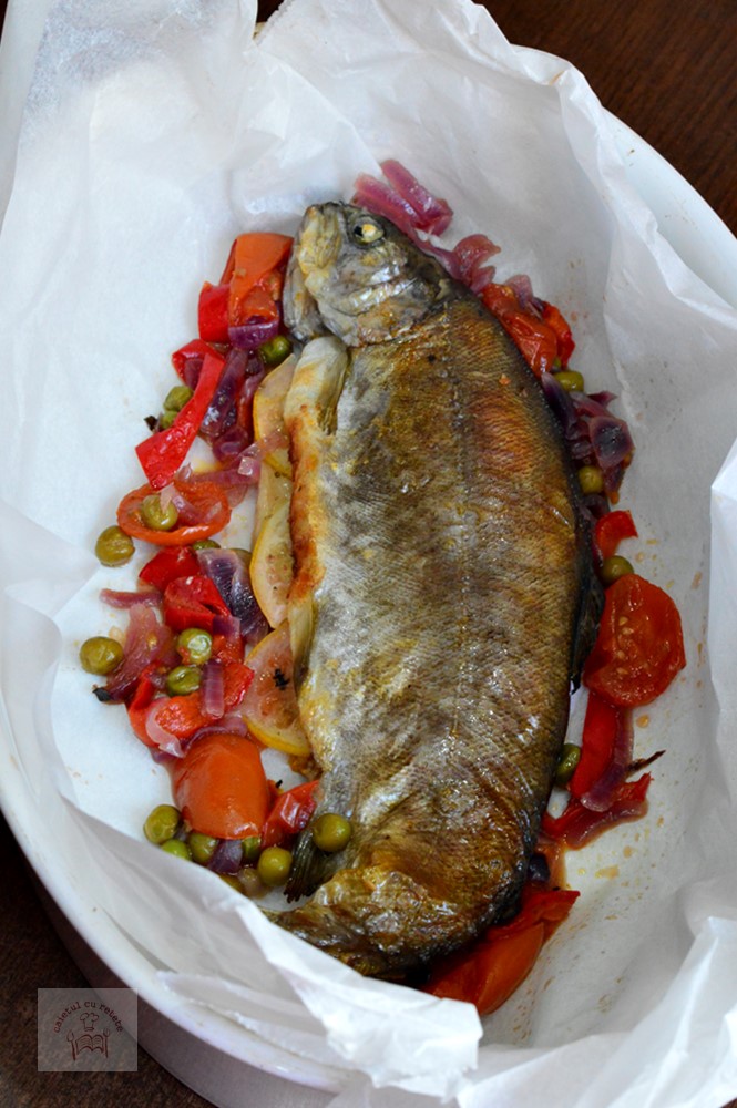 Pastrav la cuptor "en papillote" - CAIETUL CU RETETE