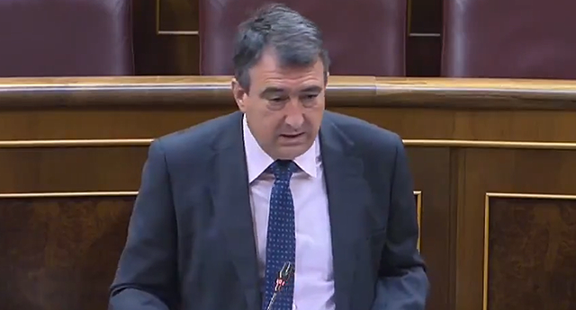 Aitor Esteban confirma que el PNV apoyará prorrogar el estado de alarma Aitor Esteban confirma que el PNV apoyará prorrogar el estado de alarma