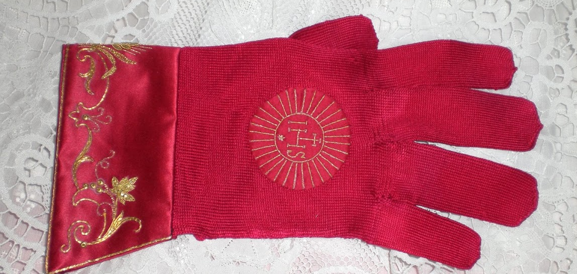 Pontifical Gloves: A Brief History and Consideration ~ Liturgical Arts ...